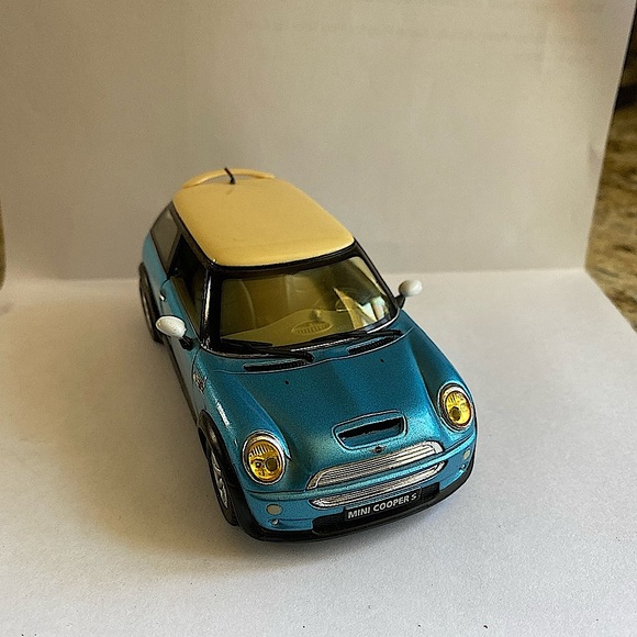 KINSMART | Toys | Kinsmart Mini Cooper | Poshmark